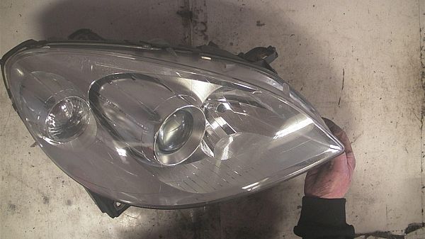 Mercedes-Benz B-class - Koplamp Bclass | Autoparts24