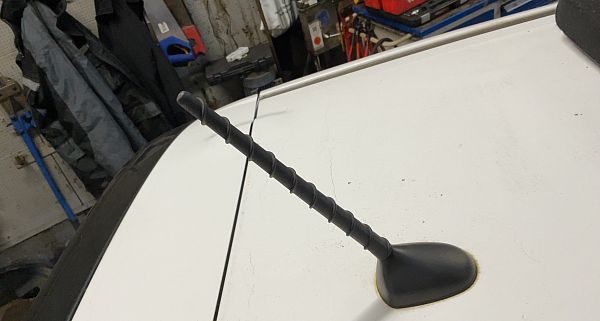 Opel Karl Antenne gebraucht kaufen | Autoparts24