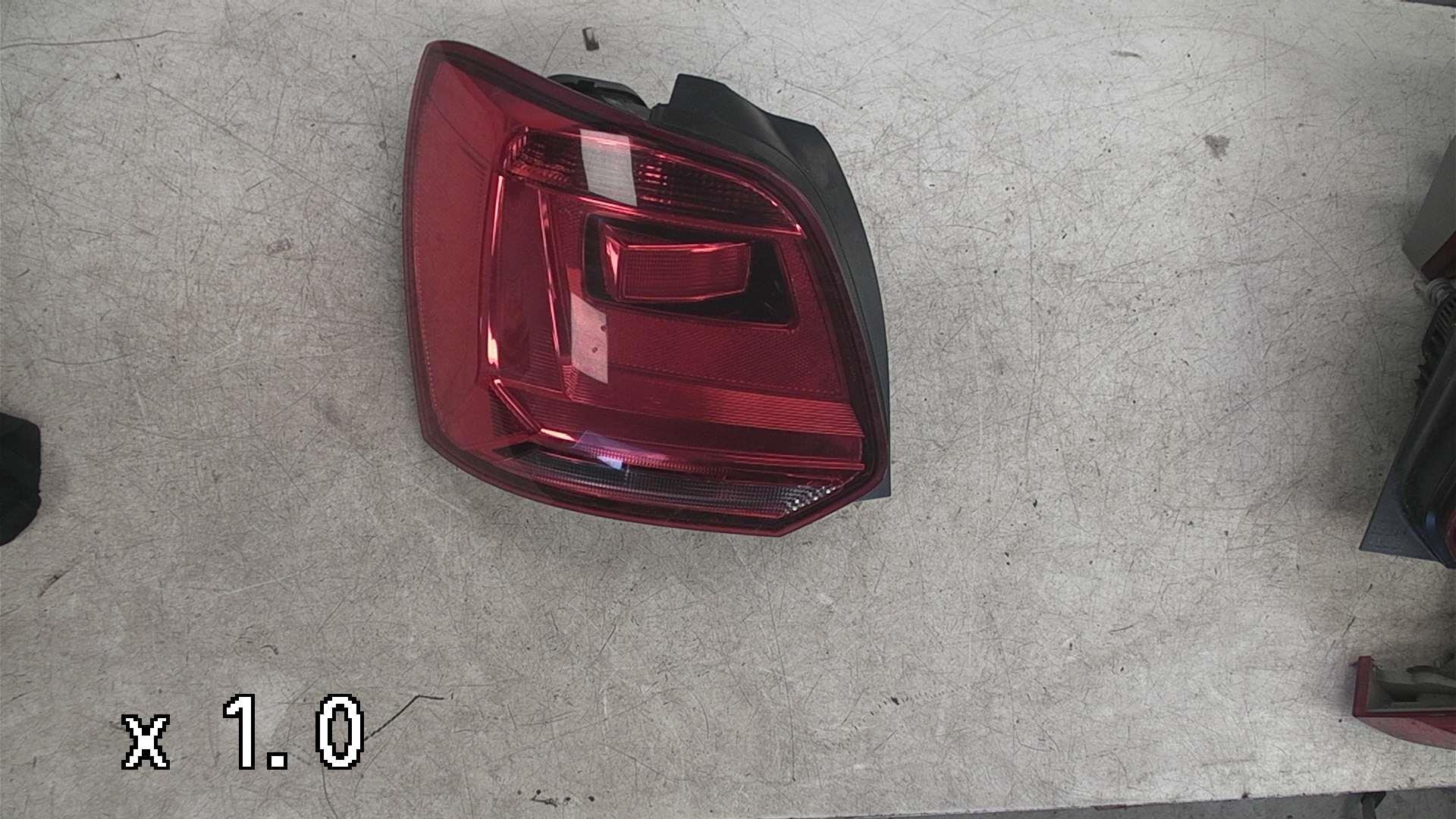 VW POLO (6R1, 6C1) Rücklicht 6C0 945 095 F