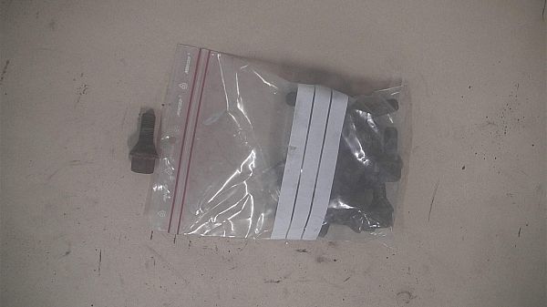 Brugt Fiat 500 - Fælge - tilbehør | Autoparts24