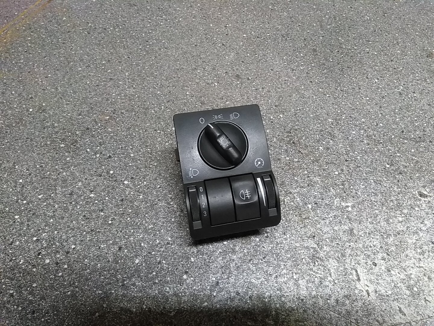 Opel CORSA C (X01) Switch - light 9116613PC - Autoparts24