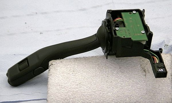 8P0-953-519-D-9B9 : Wischerschalter - Autoparts24