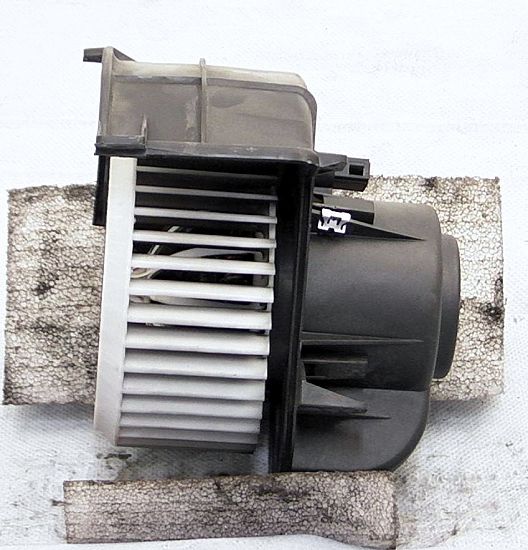 Audi Q7 - Kachel Ventilatiemotor / aanjager Q7 | Autoparts24