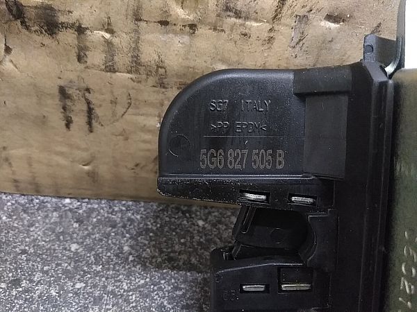 5G6827505B-9B9 : Centrallås og Hjelmlås - Autoparts24