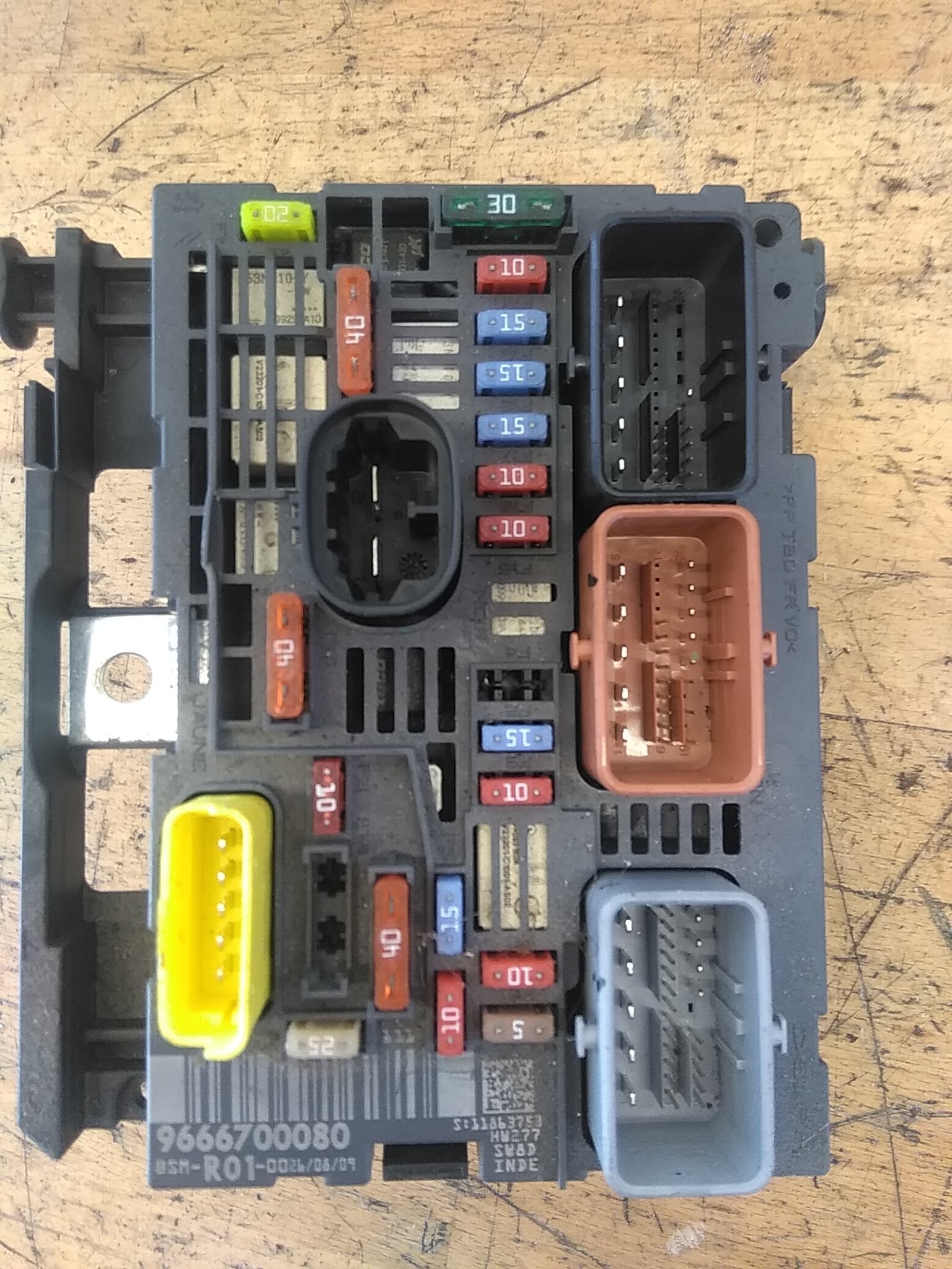 Citroën C4 Picasso I MPV (UD_) Fuse box 9666700080 - Autoparts24