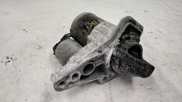 M000T32172ZE : Starter - Autoparts24