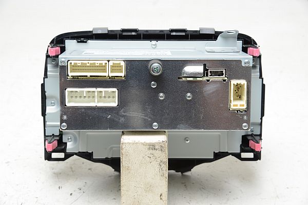 86140-0H010: Audio, GPS / navigatie onderdelen, Multischerm / weergave ...