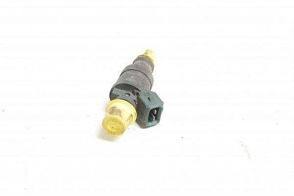037906031AA : Verstuiver / Injector - Autoparts24