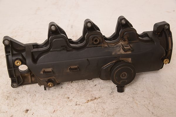 8200629199 : Ventildæksel og Topstykke - Autoparts24