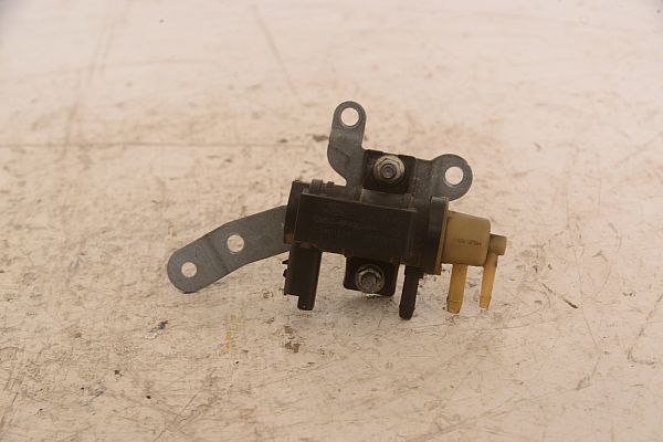 CM5G9F490AA : Vakuum ventil und EGR Ventil - Autoparts24