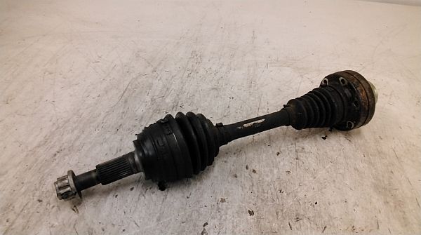 7P0-407-271-C : Antriebswelle vorne - Autoparts24