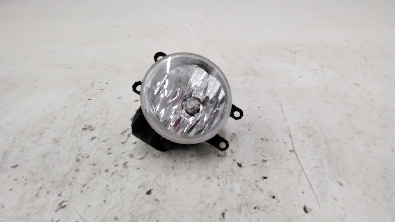 Toyota VERSO (_R2_) Tågelygte - for 81220-02110