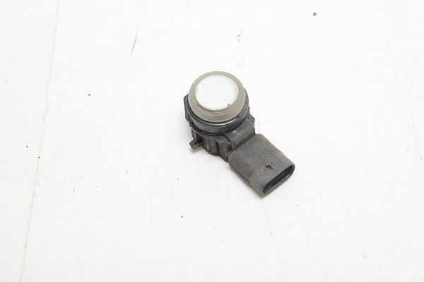735531904 : Einparkhilfe Sensor hinten - Autoparts24