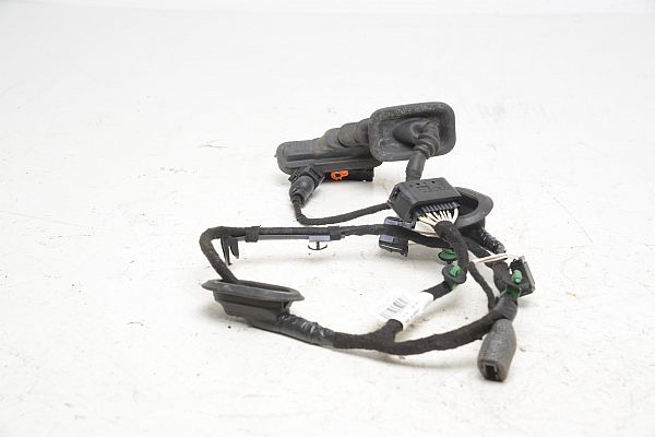VW Touran - Wiązka przewodów drzwi Touran | Autoparts24