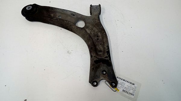 3Q0-407-152-E : Bærearm forrest nederst - Autoparts24