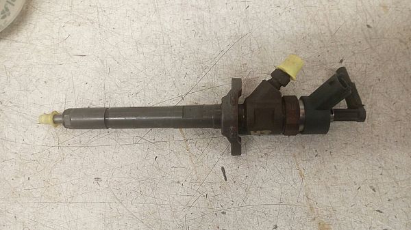 1609850180 : Verstuiver / Injector en Secundaire luchtinjectiepomp ...