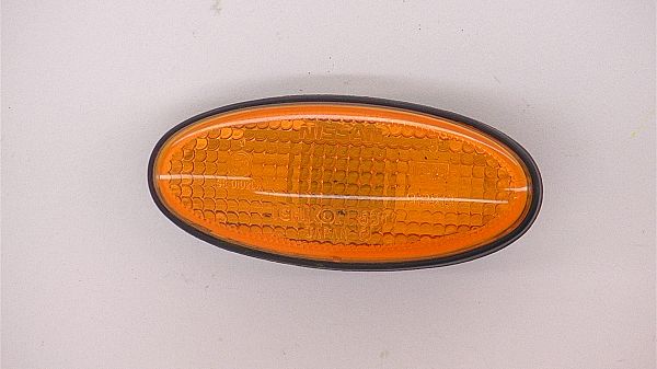 Nissan Navara - Knipperlicht scherm voor Navara | Autoparts24