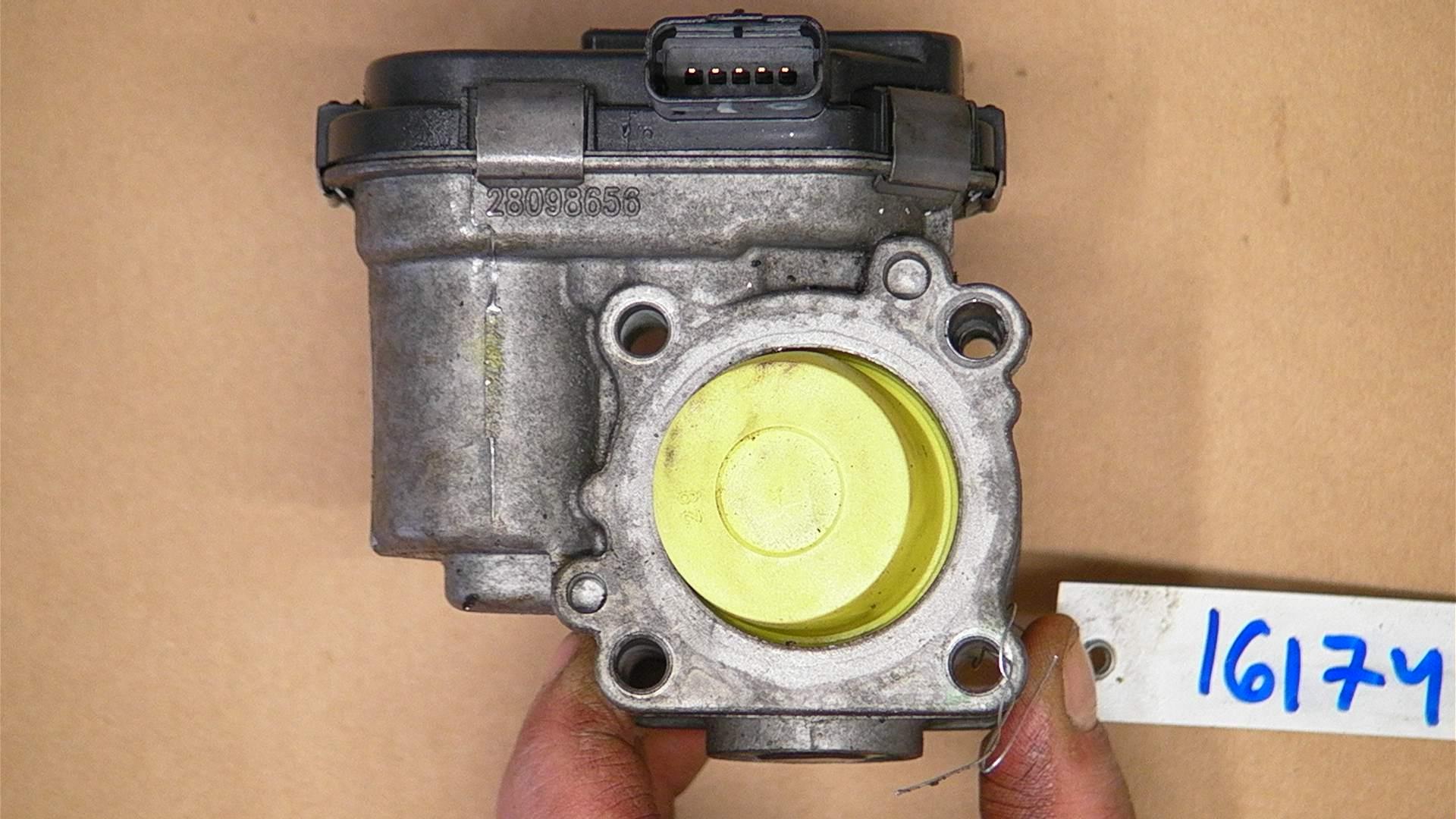 Ford TRANSIT CONNECT V408 Box Drosselklappe 0345 G4, 28275019, 96 735 ...