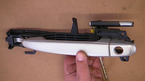 6921128070 : Håndtag udvending - Autoparts24