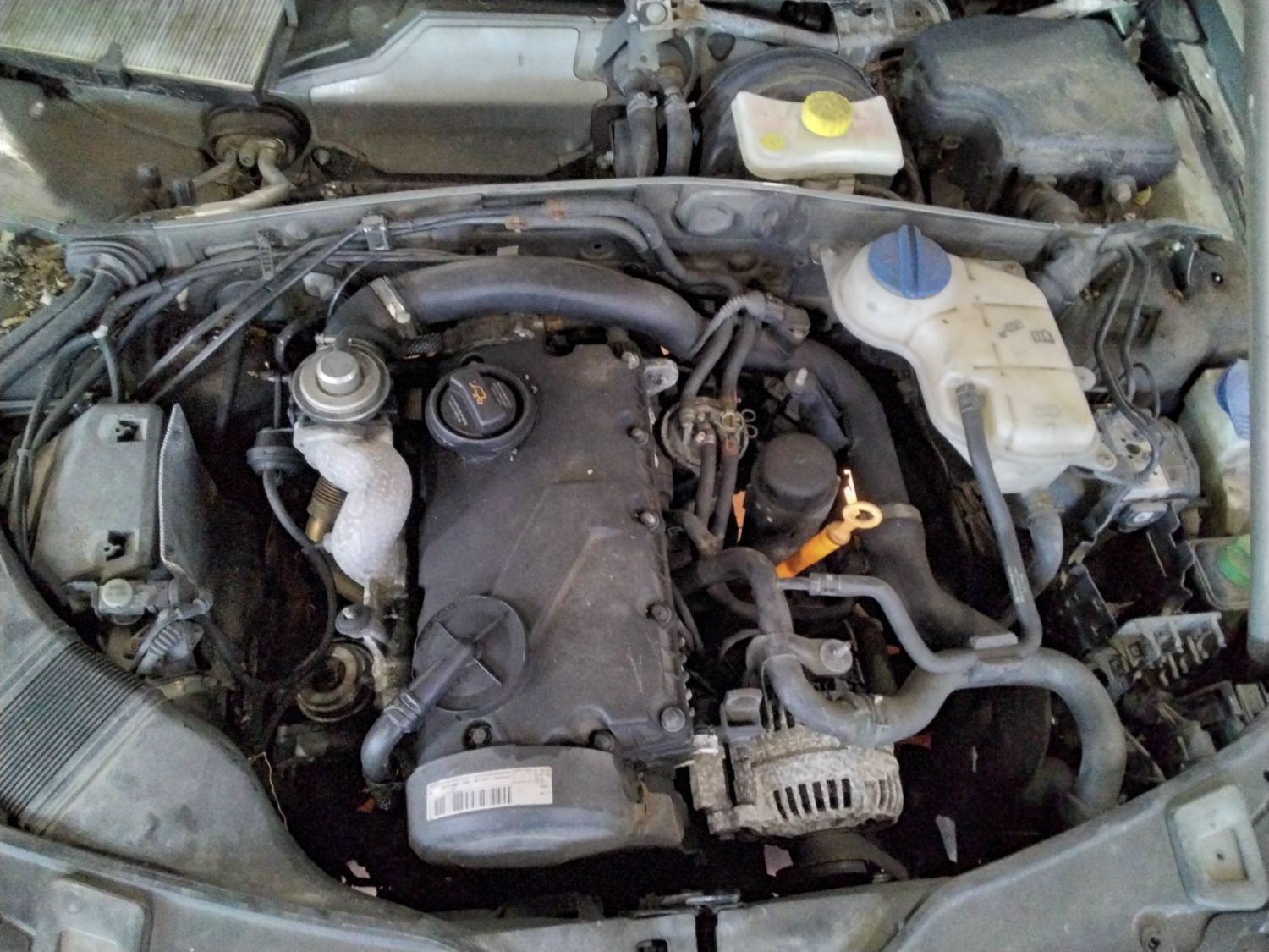 VW PASSAT Estate (3B6) Motor 038 100 040 C, 038 100 098 DX