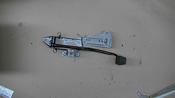 Volvo V40 Bremspedal gebraucht kaufen | Autoparts24