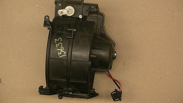 4F0-820-020-A : Blæsermodstand / Varmeblæser og Motor - kabinevarmer ...