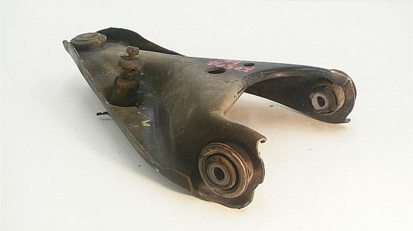 545001064R : Bærearm forrest nederst og Bærearm forrest øverst ...