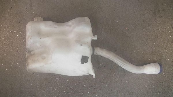 MED-2-MOTORER : Sprinkler - med motor og Sprinklerbeholder - Autoparts24