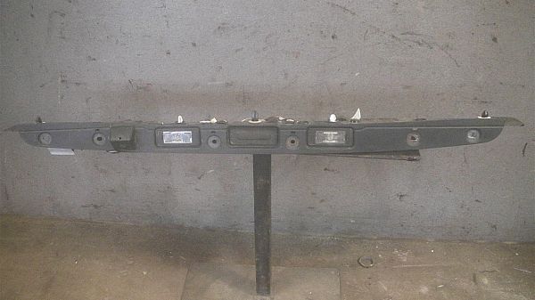 9801880080 : Handgreep / deurgreep achterklep en Verlichting ...