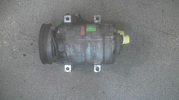 8D0-260-805-D : Airconditionpumpe - Autoparts24