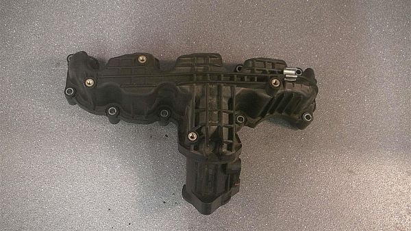 03L129711AL : Inlaatspruitstuk - Autoparts24