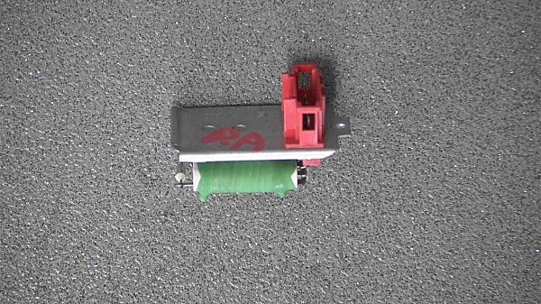 8D0959263 : Kachel weerstand en Kachel bedieningspaneel - Autoparts24