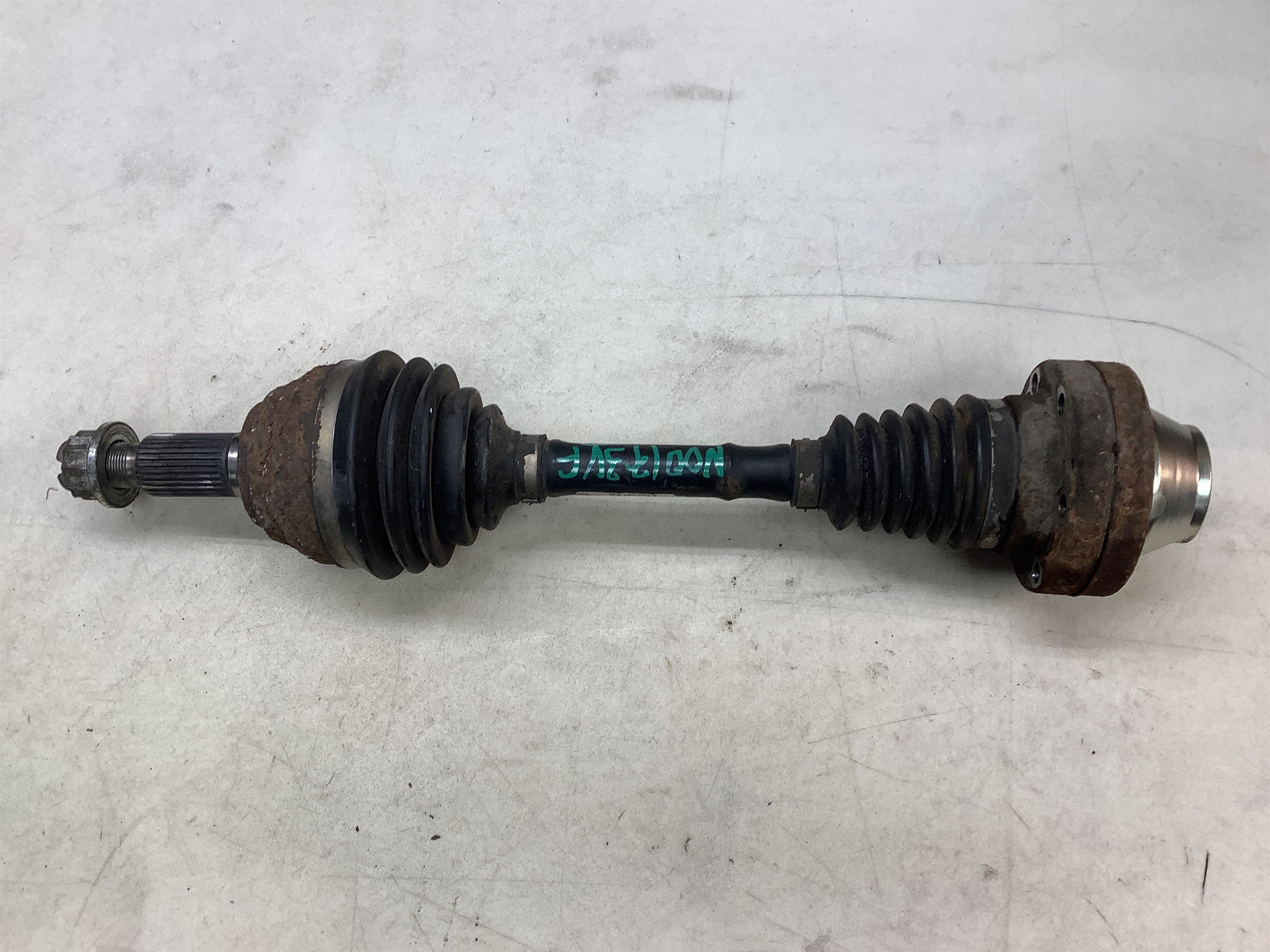 Audi Q7 (4LB) Drive shaft - front 7L0407271E