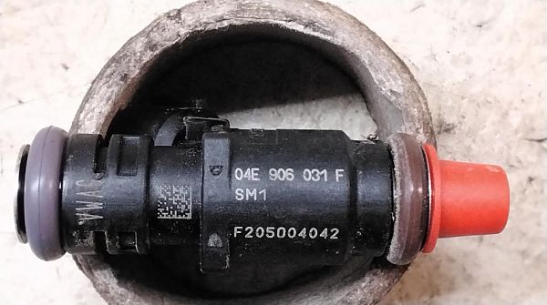 04E906031F : Verstuiver / Injector en Hogedrukrail ...