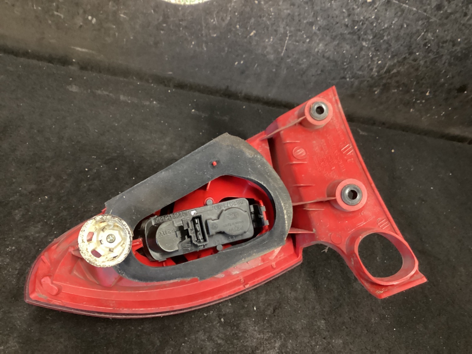 Seat LEON (1P1) Rear light 1P0 945 111 C - Autoparts24