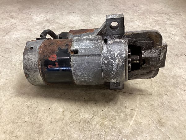 L813-18-400 : Anlasser - Autoparts24