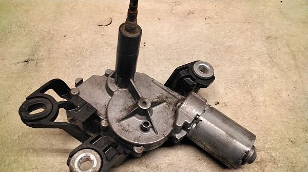 0-390-201-800 : Wischermotor hinten - Autoparts24