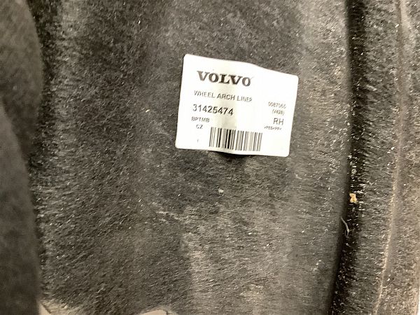 Brugt Volvo Xc60 - Inderskærm plast | Autoparts24