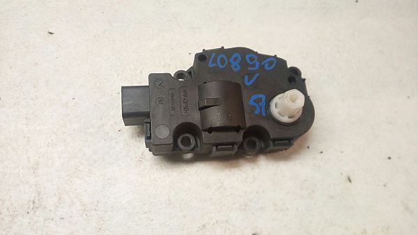 A2219066900 : Motor zur Wärmeregulierung und Heizungsschalter - Autoparts24