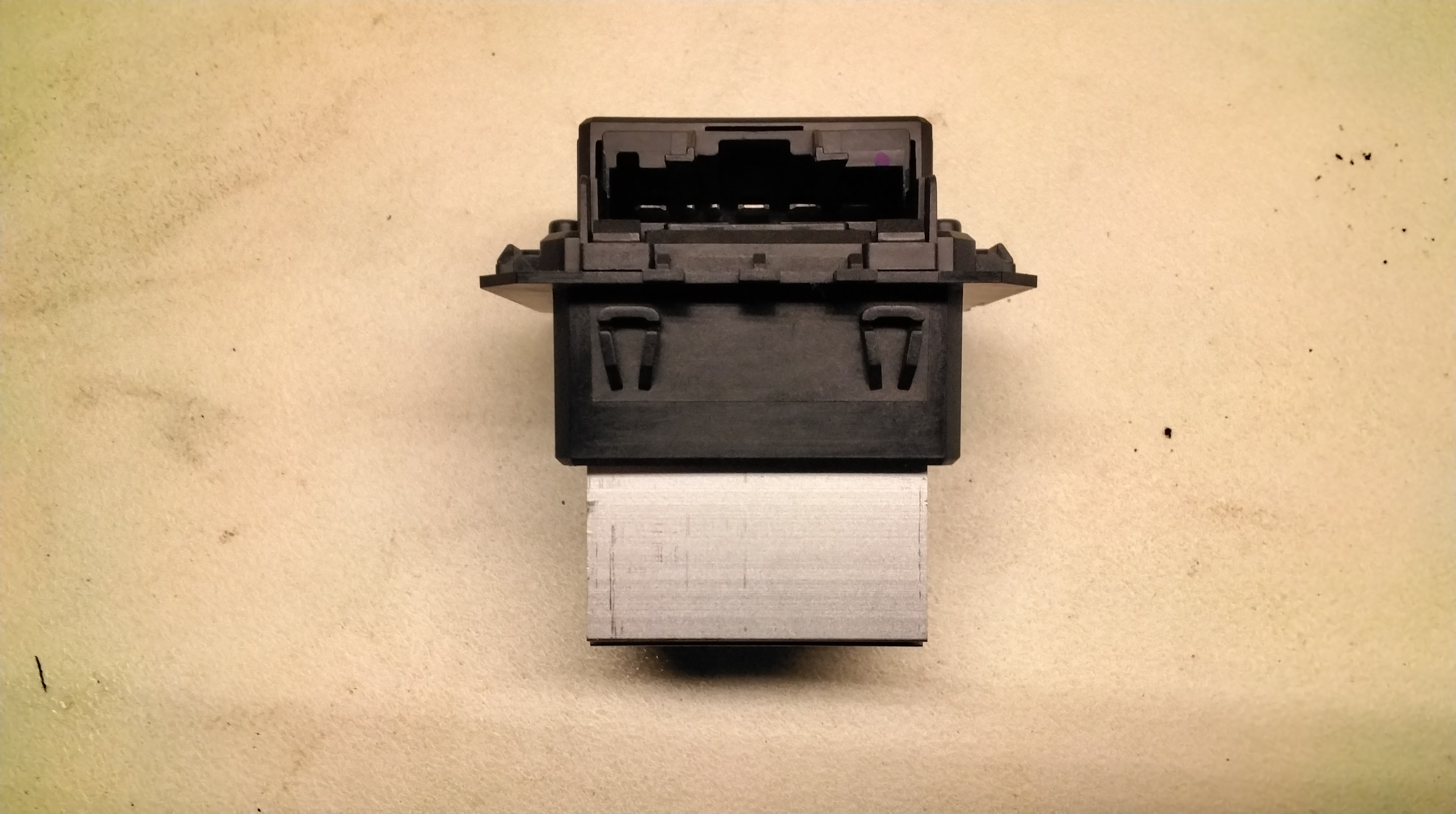 T1000034Z-D : Varmemodstand - Autoparts24