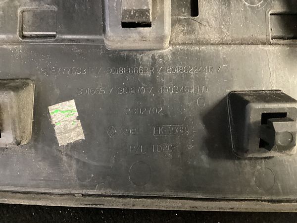 Brugt Renault Clio - Pynteliste dør | Autoparts24