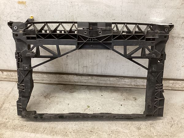 Seat Leon Vorderwagen gebraucht kaufen | Autoparts24