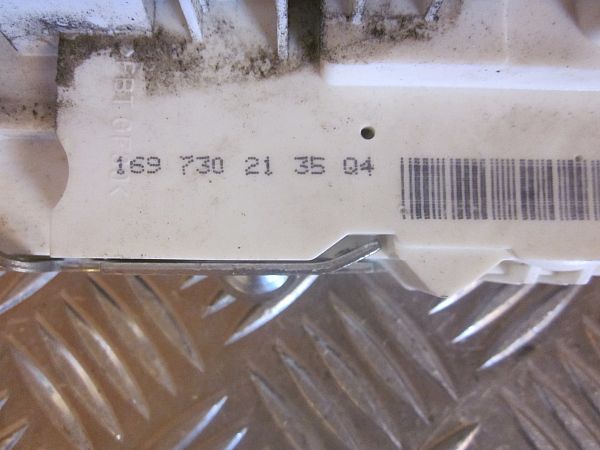 1697302135 : Centrale vergrendeling en Deurslot - Autoparts24