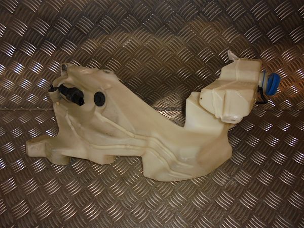 8E0955451AP : Wischwaschbehälter und Wischwaschbehaelter mit Motor ...