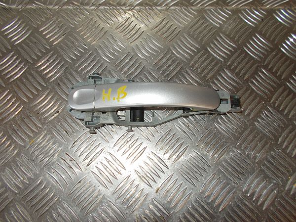 1K0837885A : Handgreep / deurgreep achterklep - Autoparts24