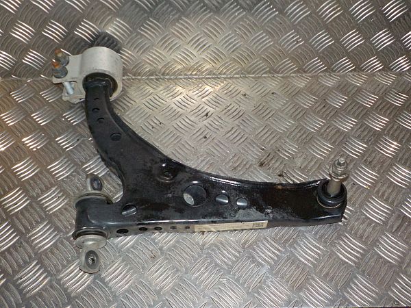 39089344 : Draagarm lvoor onder en Draagarm voor boven - Autoparts24