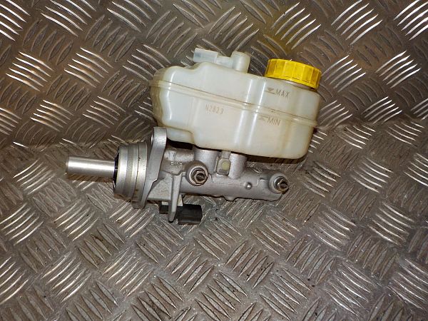 6R1-611-019-D : Bremse hovedcylinder - Autoparts24