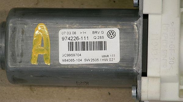 3C9-959-704-A-L01 : Moteur de Leve Vitre électrique - Autoparts24