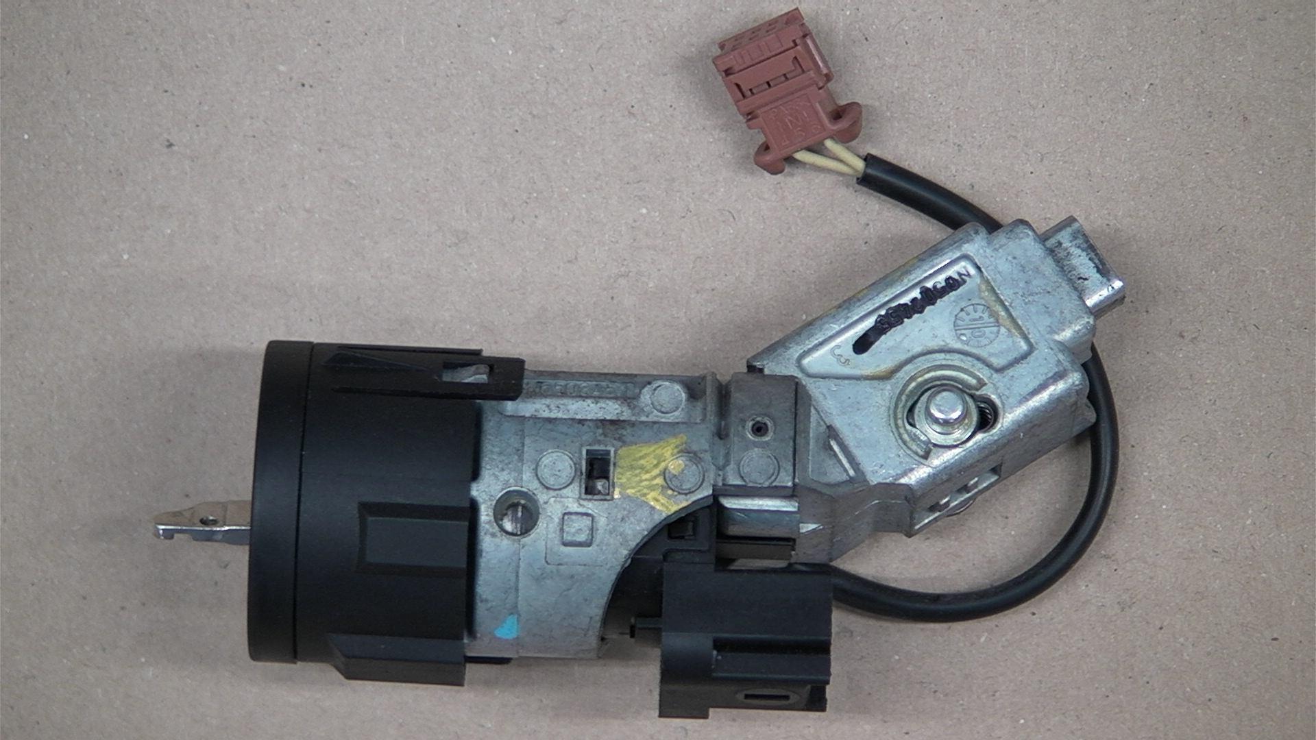 Citroën C3 Picasso (SH_) Lenkradschloss 4162PT - Autoparts24