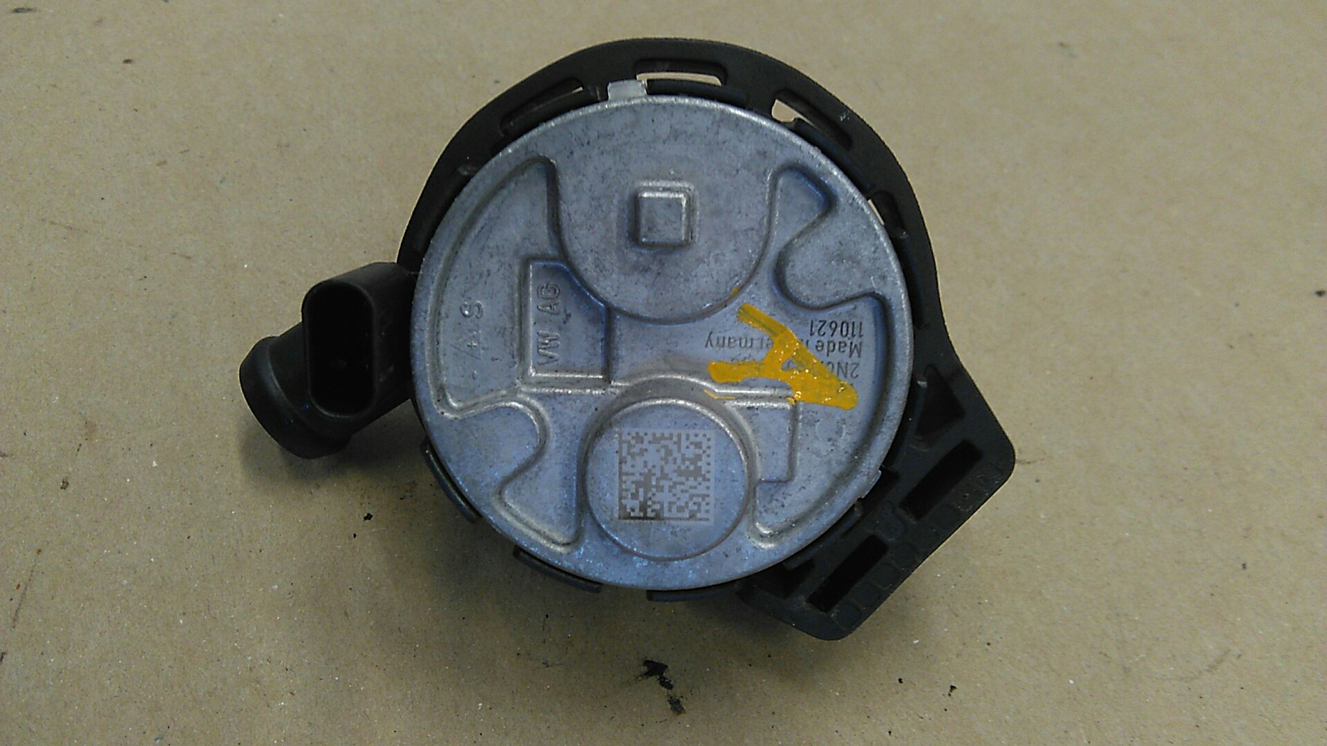 VW CRAFTER Box (SY_, SX_) Circulation pump 2N0965567C